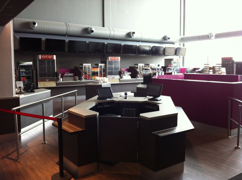 FS-live: Das Cineplex Neufahrn erstrahlt in neuem Glanz (Neufahrn b ...